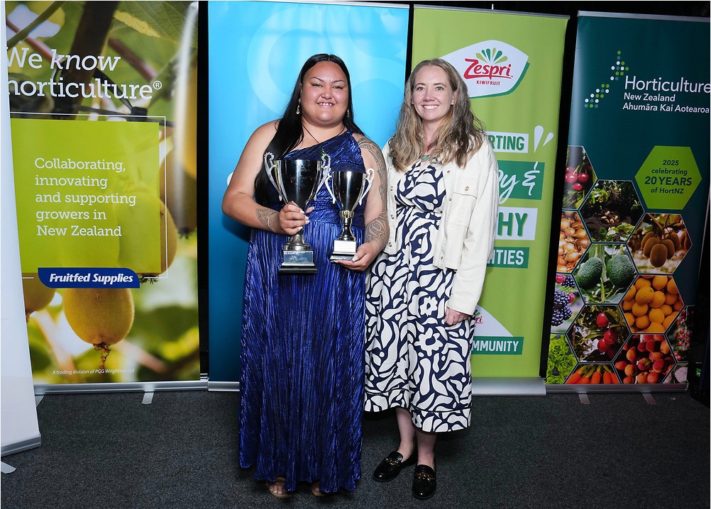 Ngāti Pāhauwera Supervisor Wins Young Māori Grower Award - New Zealand ...